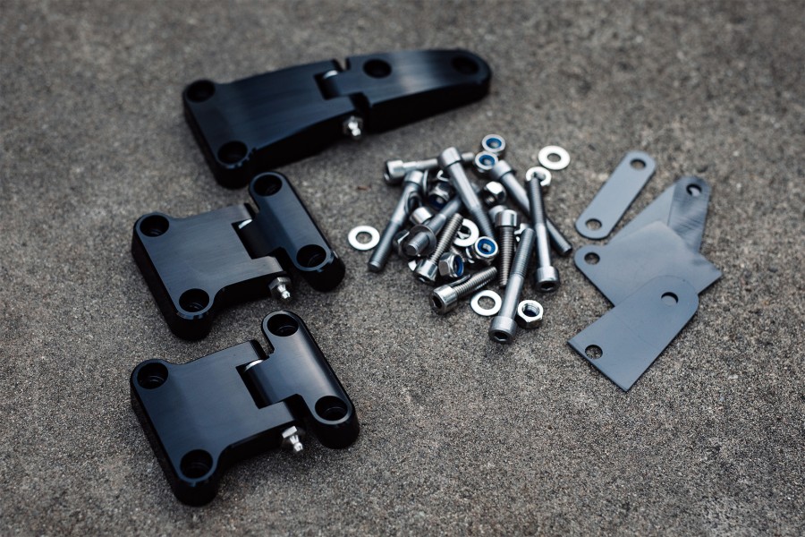 Rear door hinge for the Defender | Offroad Monkeys